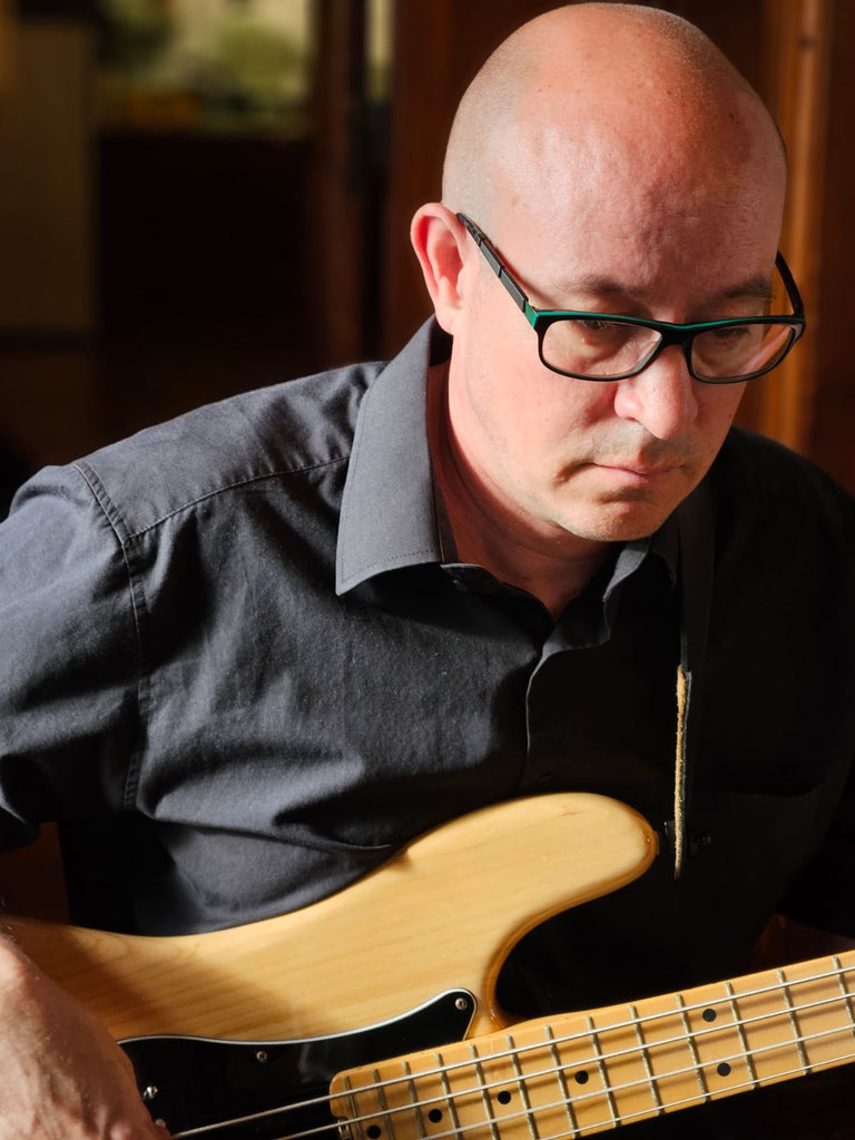 Bass - 7:pm Bigband Project