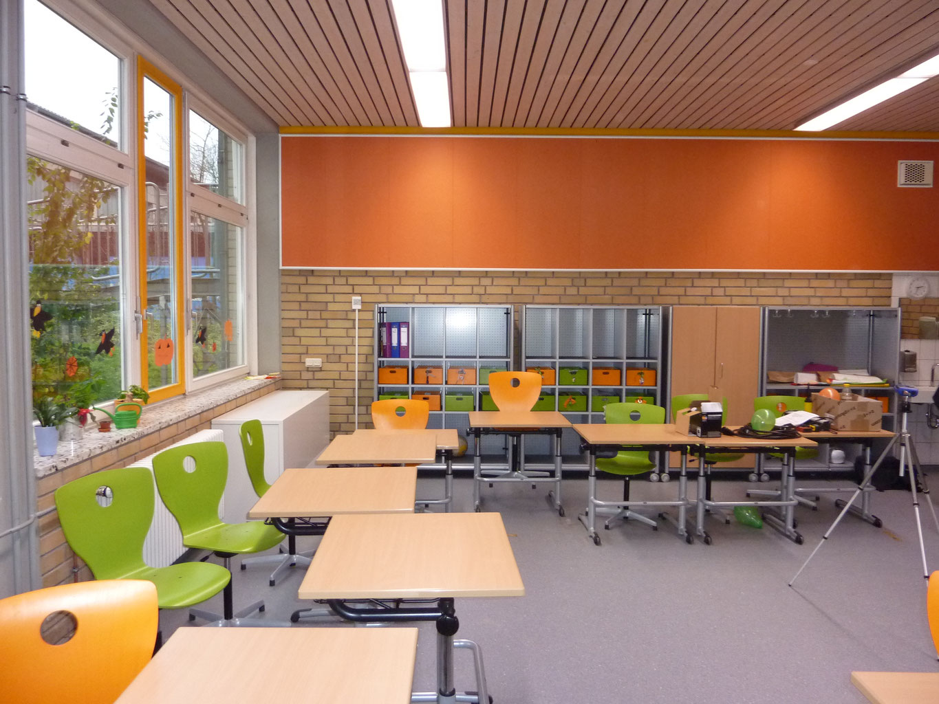 Raumakustische Planung von Klassenzimmern - Lärmmessung und ...