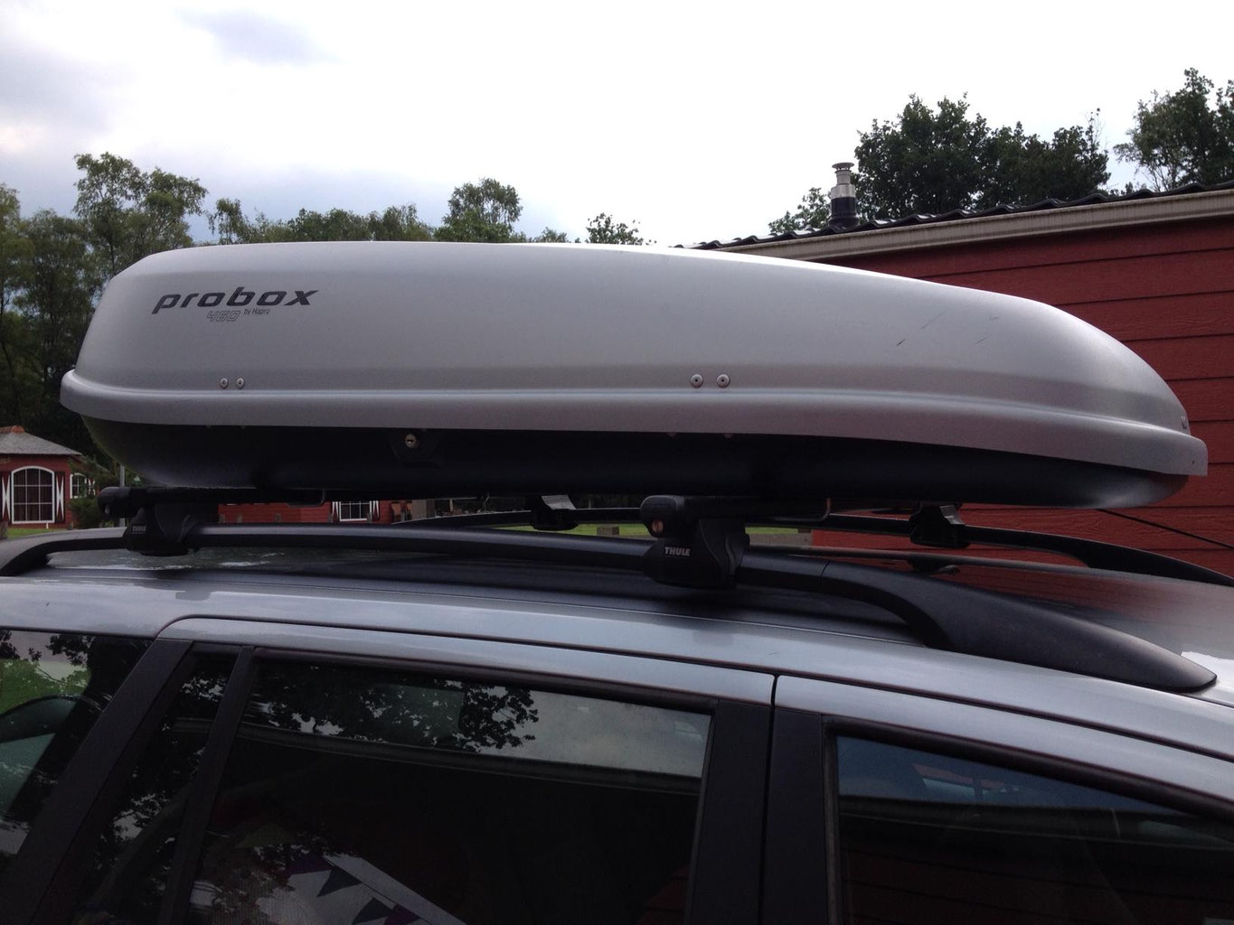 Twee dakkoffers: de Hapro Carver 6.4 en de Hapro Probox 460. Ideaal ...