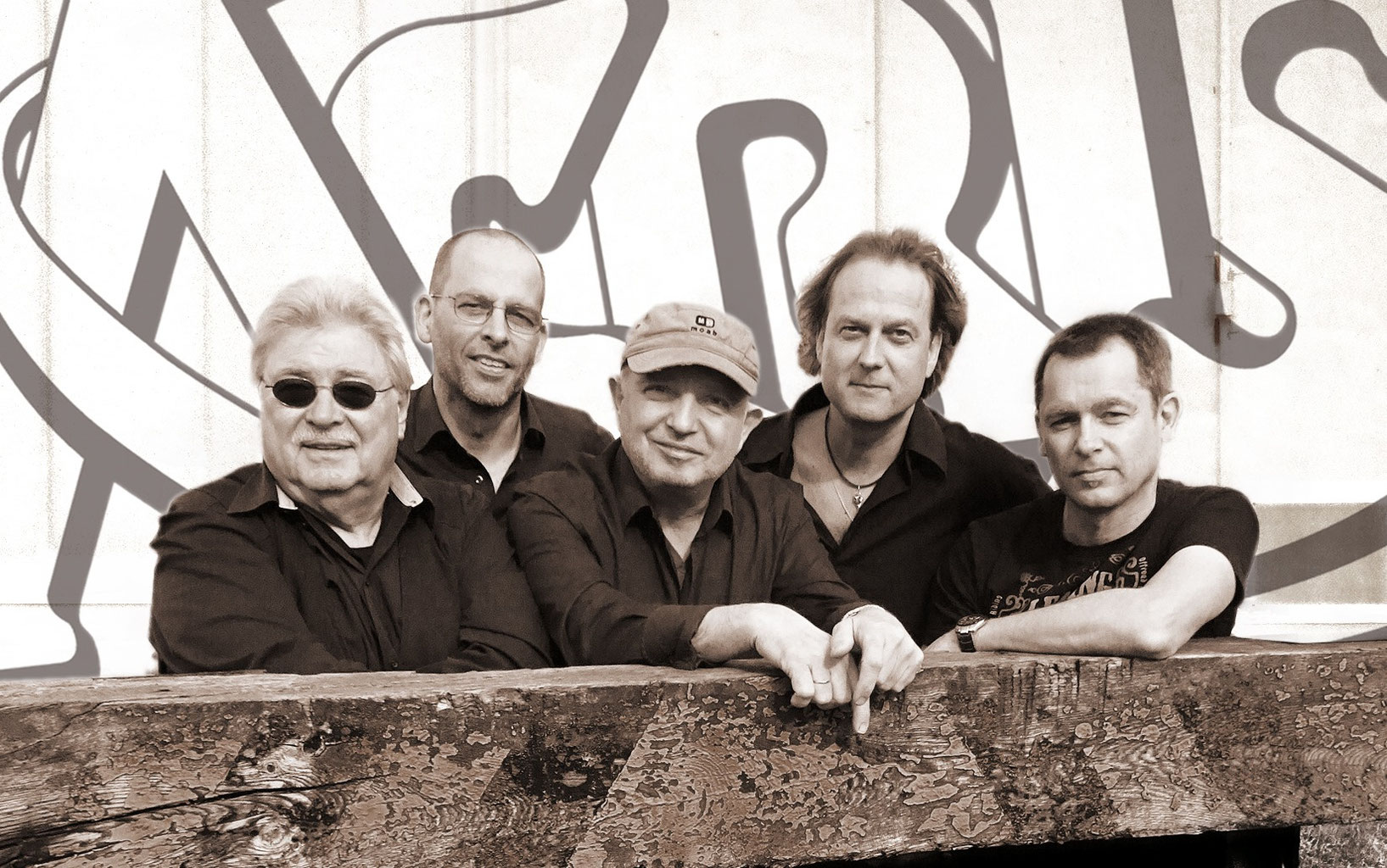 So, 04.02. - Acris - Der Pappelgarten