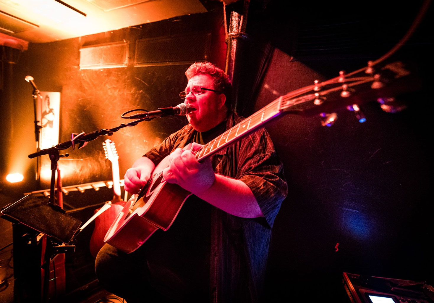 Mo, 27.02.- Joe Vox solo - Der Pappelgarten