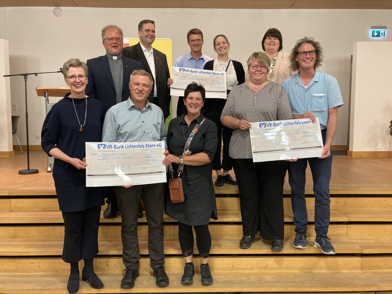 Sie blicken über den Kirchturm hinaus - Heinrichs-Verlag Bamberg