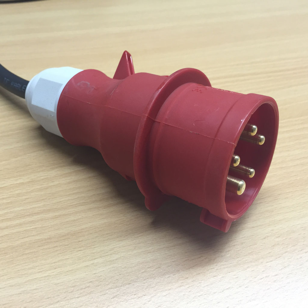 Anschluss 400V - GEHO PACK Service GmbH