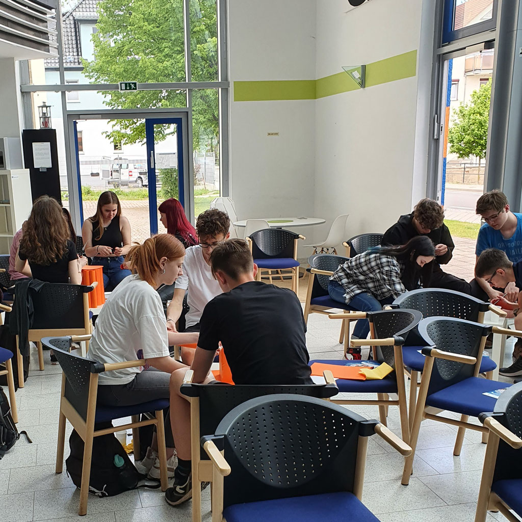 JUW - neue Gruppen - ELMUG eG - Cluster für elektronische Mess- und ...