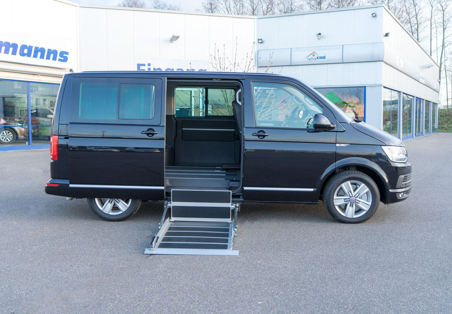 Lifte für behindertengerechte Fahrzeugumbauten - Sodermanns