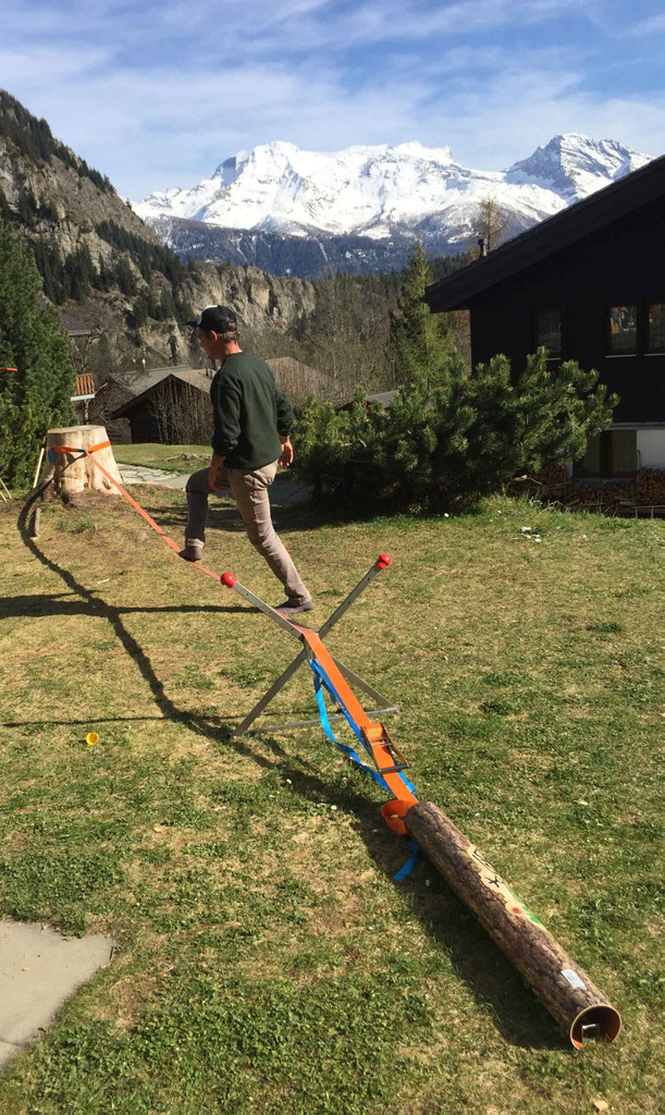 Slackline ohne Baum befestigen - Slackline ohne Baum