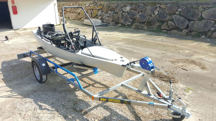 Remolque para kayak 920€ + IVA - Página web de remolques espana