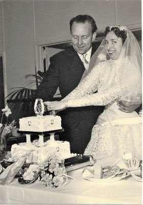 A few photos of Dennis, Dorothy and Doreen Clarke - the-clarkess jimdo ...