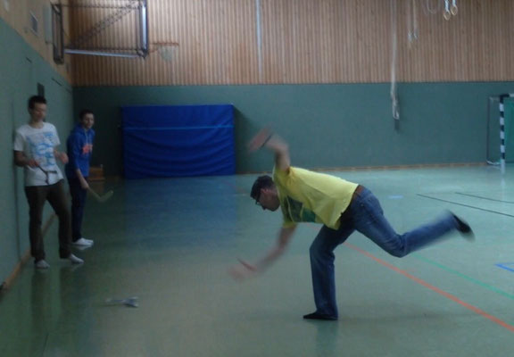 Bumerangs bauen, werfen und analysieren - mathebeimueller