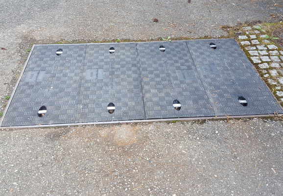 Individuell angepasste Schachtabdeckungen - KHK