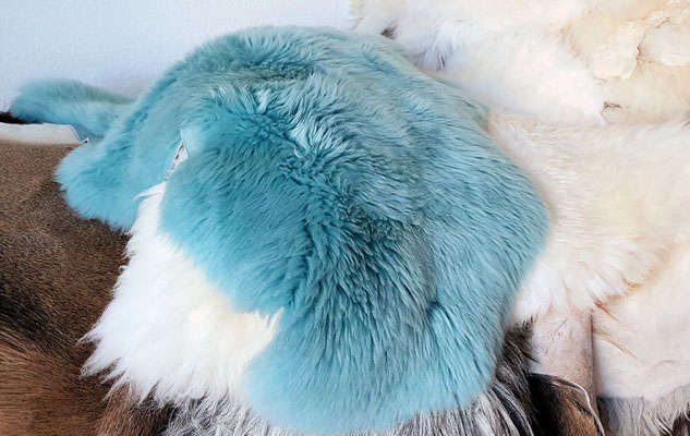 Bei uns können Sie Ihre Felle gerben lassen - Bettinas Fellladen