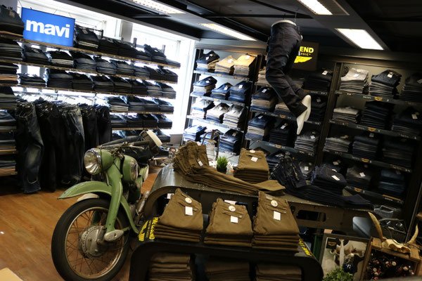House of Jeans - Jeansspezialist