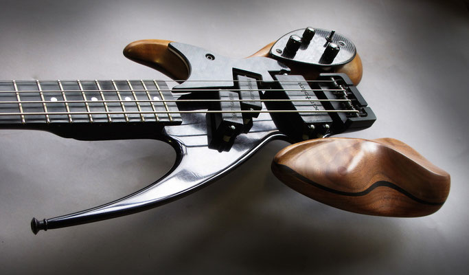 The Matrix Bass - Spalt Instruments