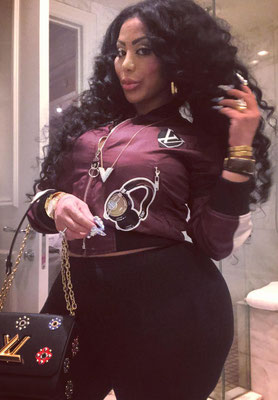 persian baddie - thick instagram bombshell babes