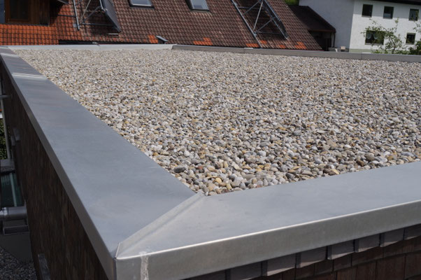 Flachdachbau - Spenglerei Weber