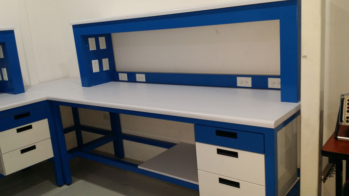 Gabinetes para laboratorio - Muebles para laboratorio