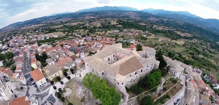 IL CASTELLO DI GESUALDO - Sito Ufficiale della Pro loco di Gesualdo
