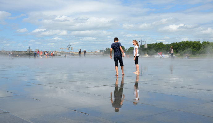 The Water Mirror of Bordeaux - Europe's Best Destinations