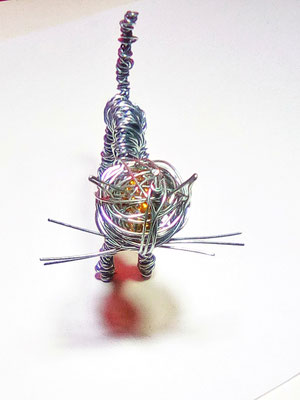 Wire Objects - swisstrailbell® meets bicycle chain art