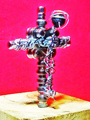 Wire Objects - swisstrailbell® meets bicycle chain art