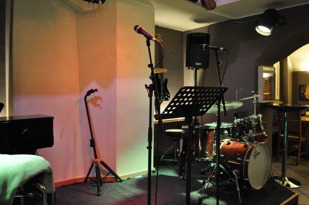 Live Music Bar Salzburg (Jazz,Blues,Rock and Roll, - stage-bars Webseite!