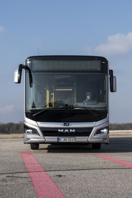 MAN-Premiere: Neuer Stadtbus, neuer Motor - Busse, Technik ...