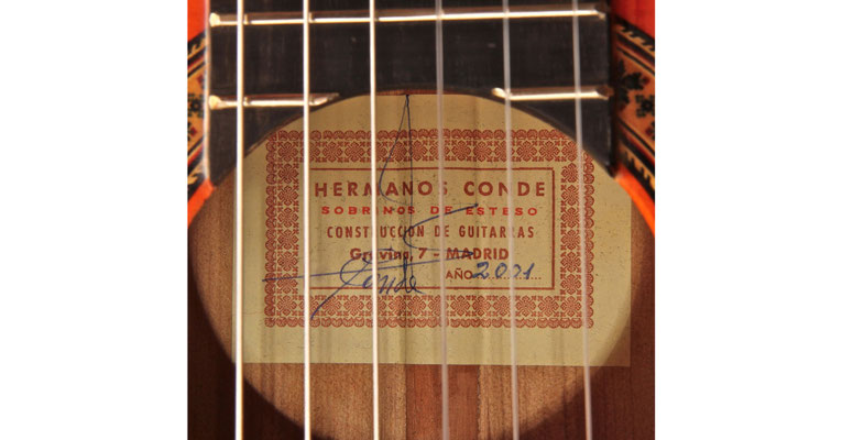 Hermanos Conde 2001 | Guitar 5 - flamenco-guitar.NET