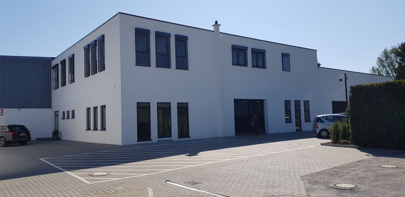 Kolahi - Karosseriebau & Lackiererei in Mönchengladbach
