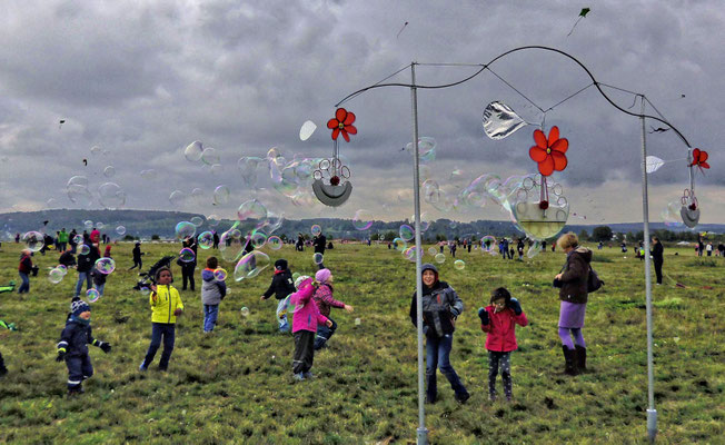 Gallery - kinetic-art-kites