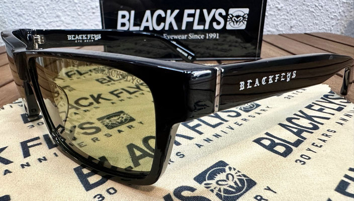 BLACK FLYS2024 - 千葉県市原市のサーフショップchpwestの BLACK FLYS2024 - 千葉県市原市のサーフショップchpwestの