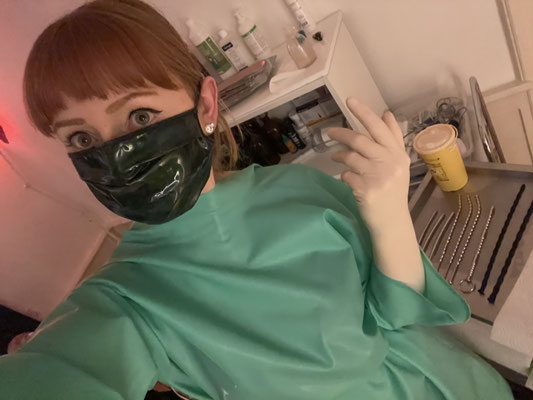 Session - Femdom, Sadistin & Fetischistin