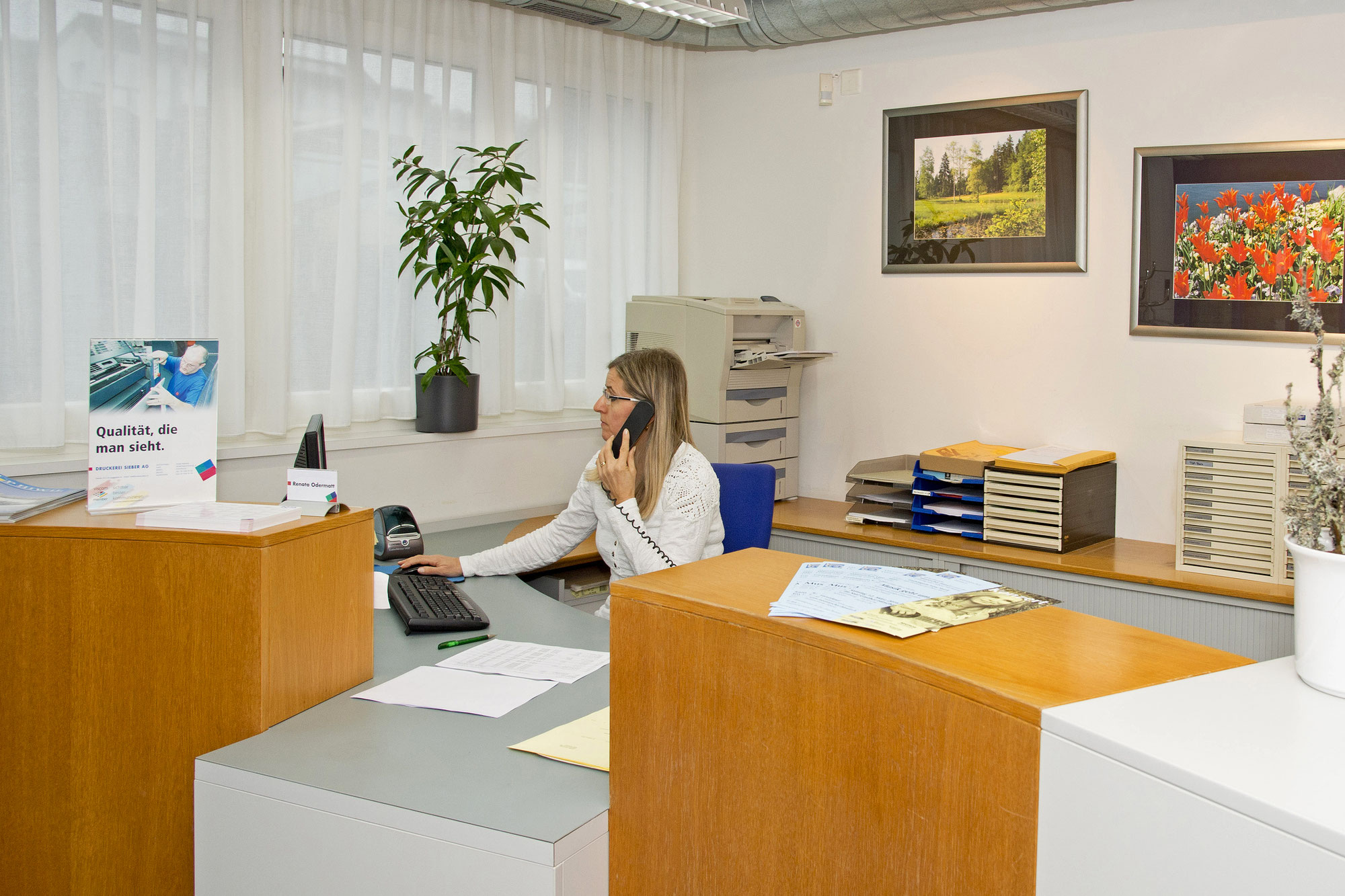 Kontakt - Ihre Druckerei in Hinwil im Zürcher Oberland