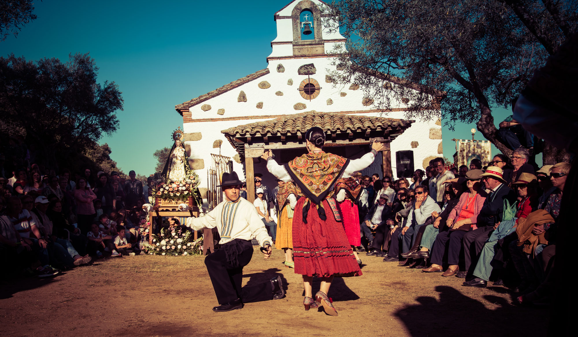 ENCUENTROS DE FOLKLORE - Página web de revolvedera