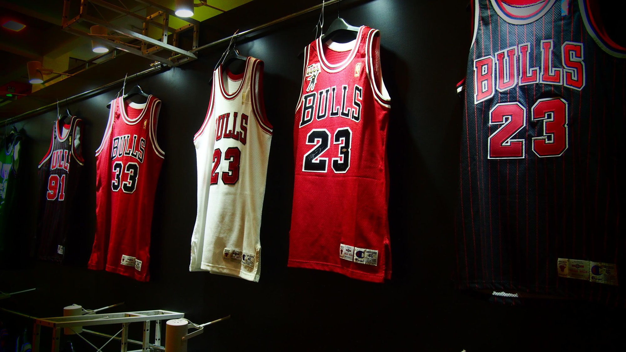 Canotte NBA A Poco Prezzo LeBron James Cleveland Cavaliers 2018 qui da ...