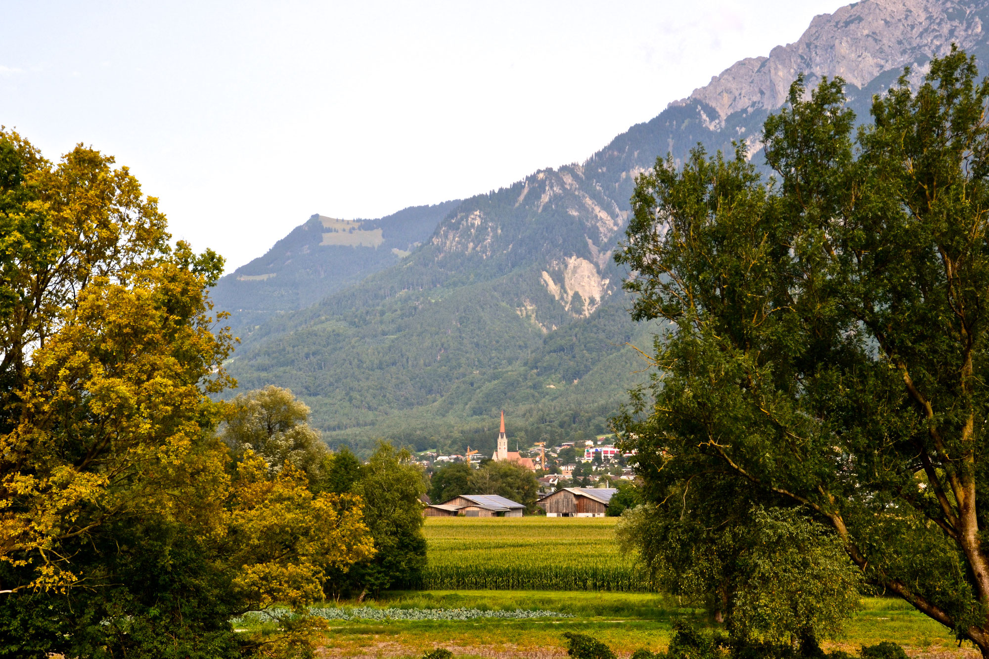 Schaan, Liechtenstein - businessapartment-schaans Webseite!