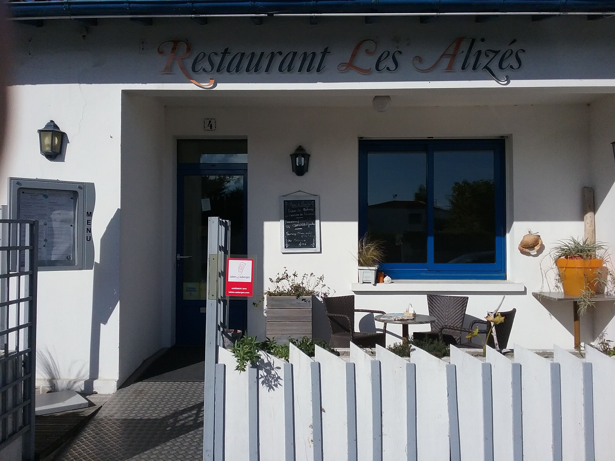 Contact - Site de restaurantlesalizes