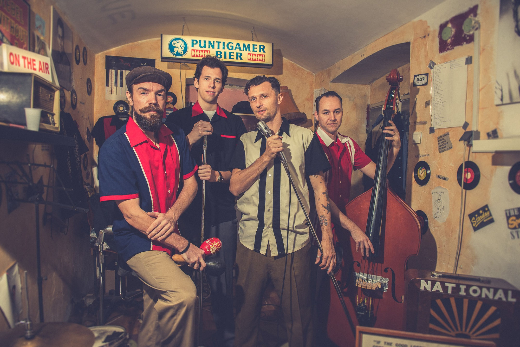 Retro Bowling & Rockabilly Hemden - Textilbestickungen