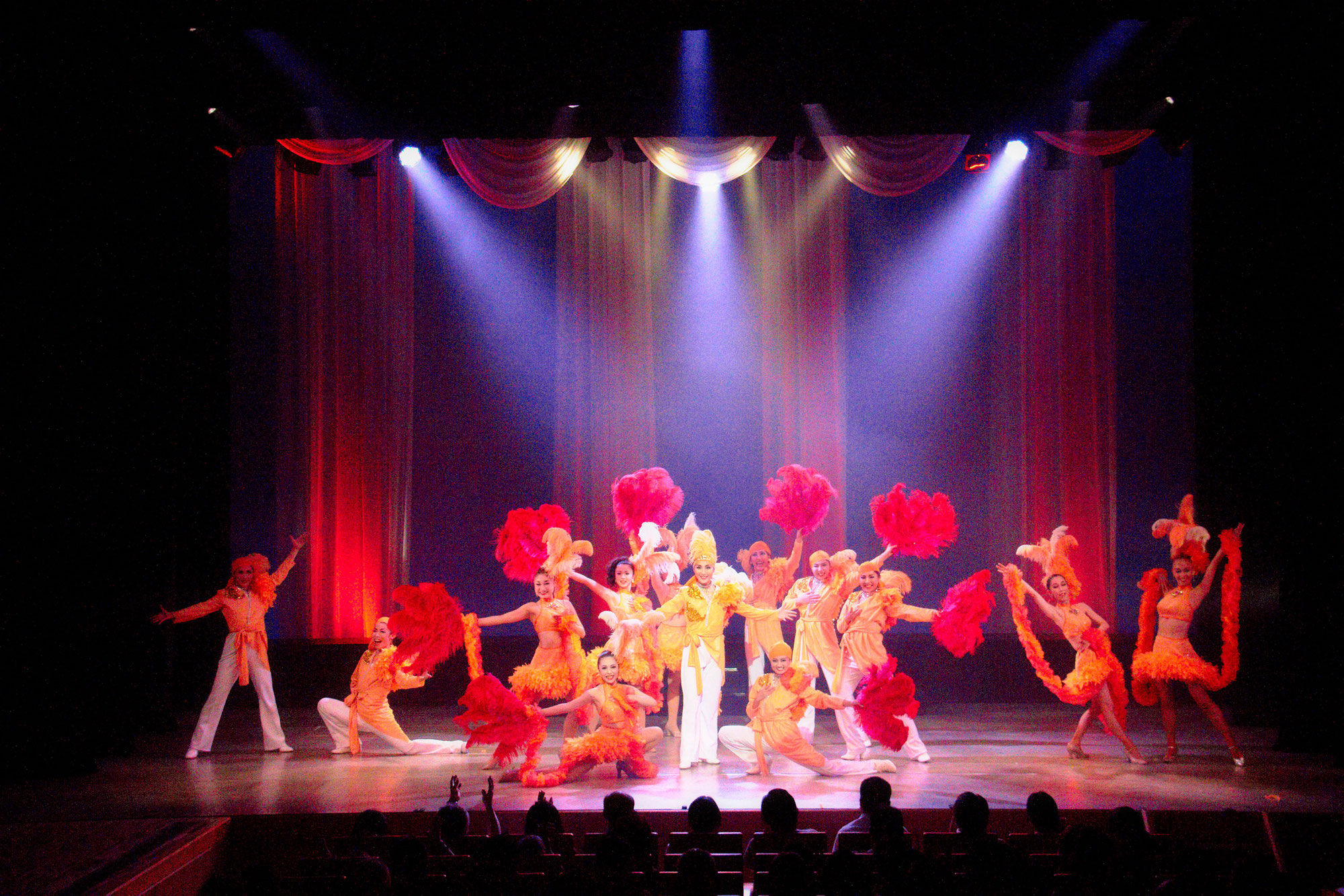 SALON Concert - レビューチーム クリスタル