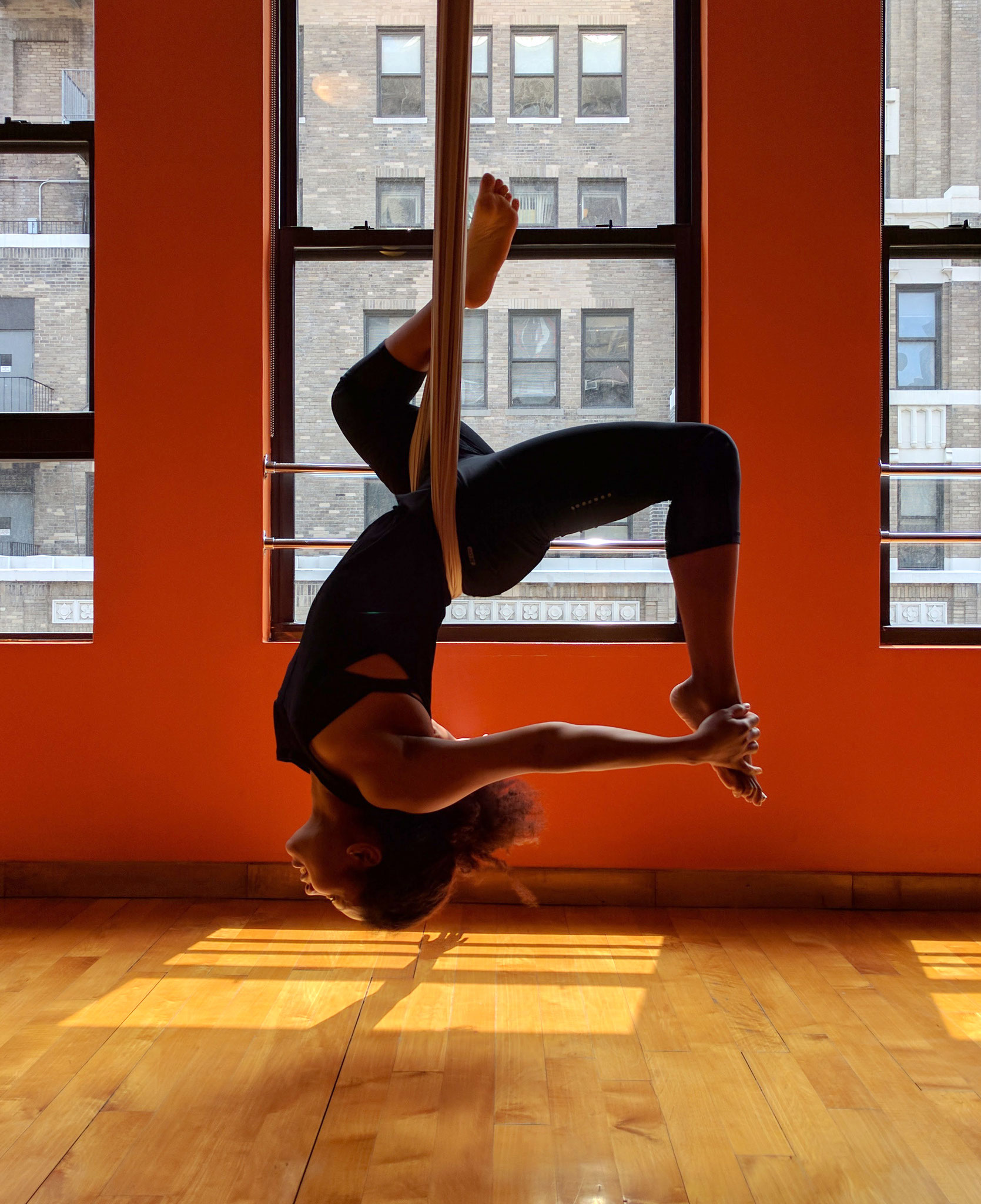 Grace pulliam - Aerial Yoga / Circus / NYC