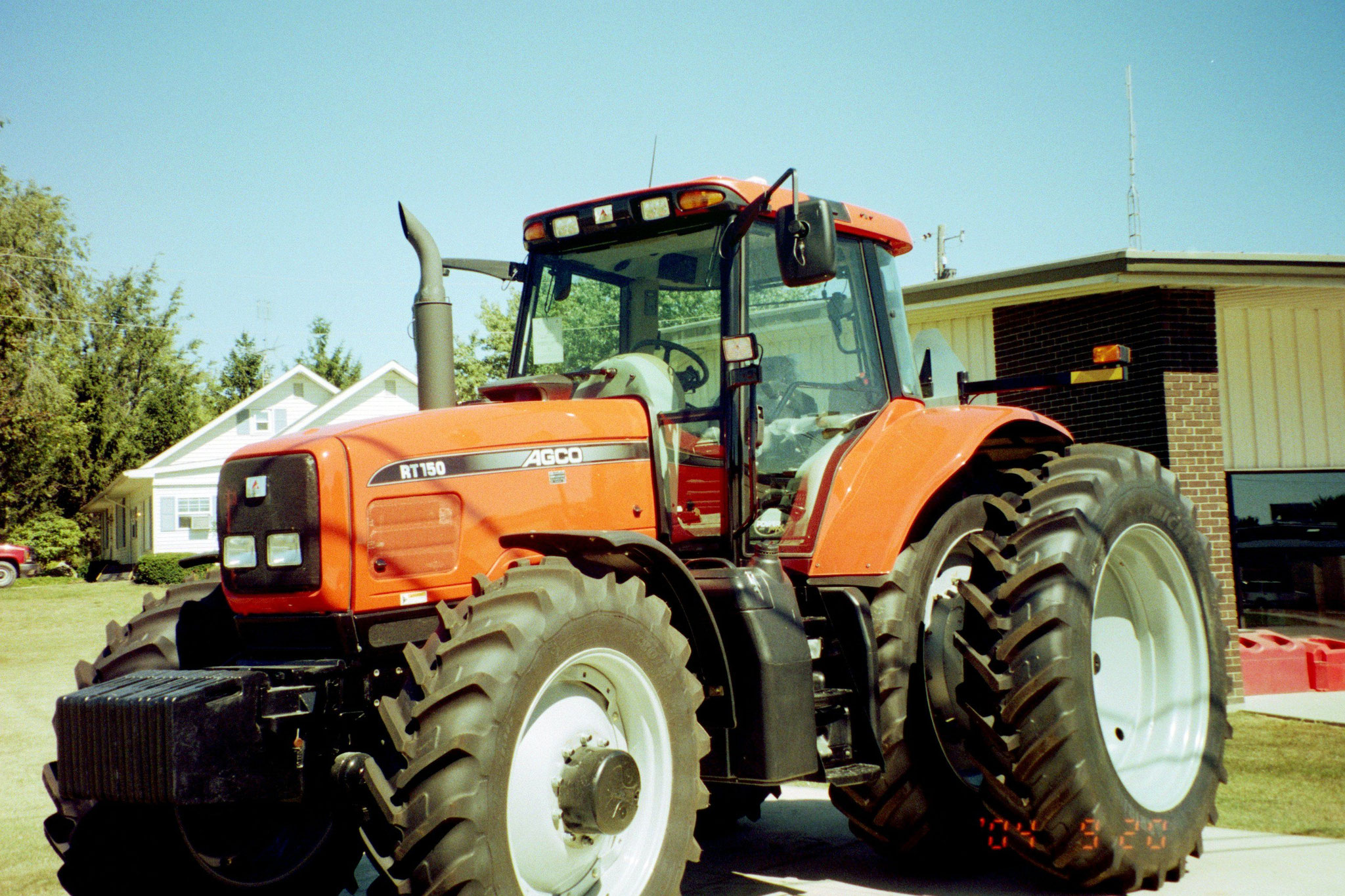 AGCO Traktoren - Technische Daten - tractorbook.de