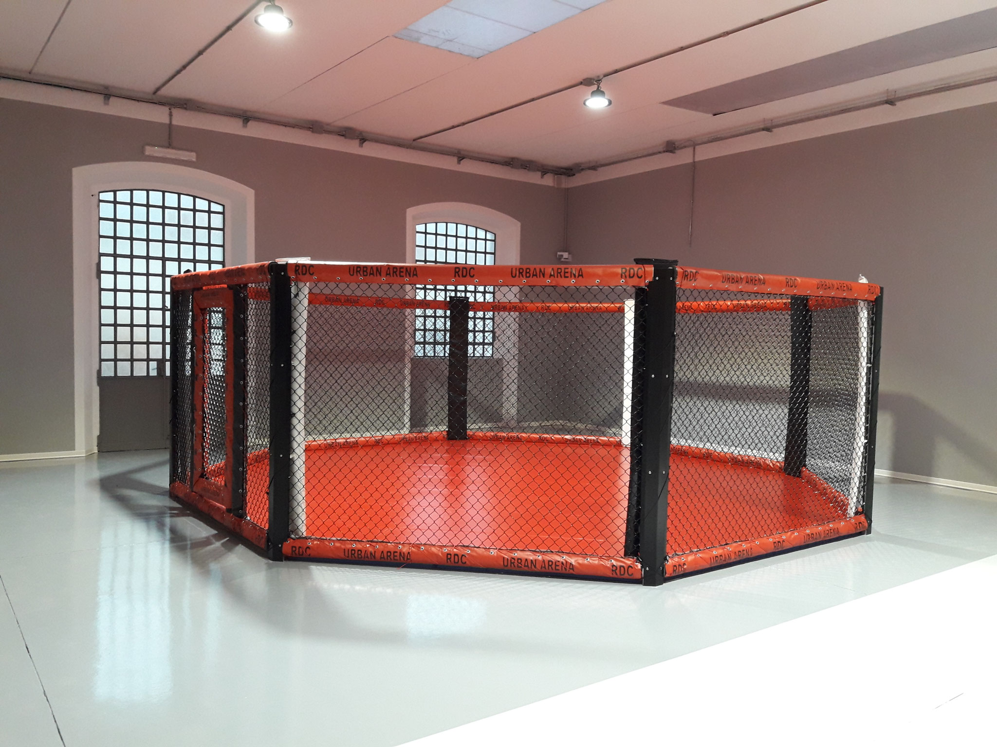 VENDITA GABBIE DA MMA - RDC - VENDITA RING DA BOXE, MUAY THAI, GABBIE ...