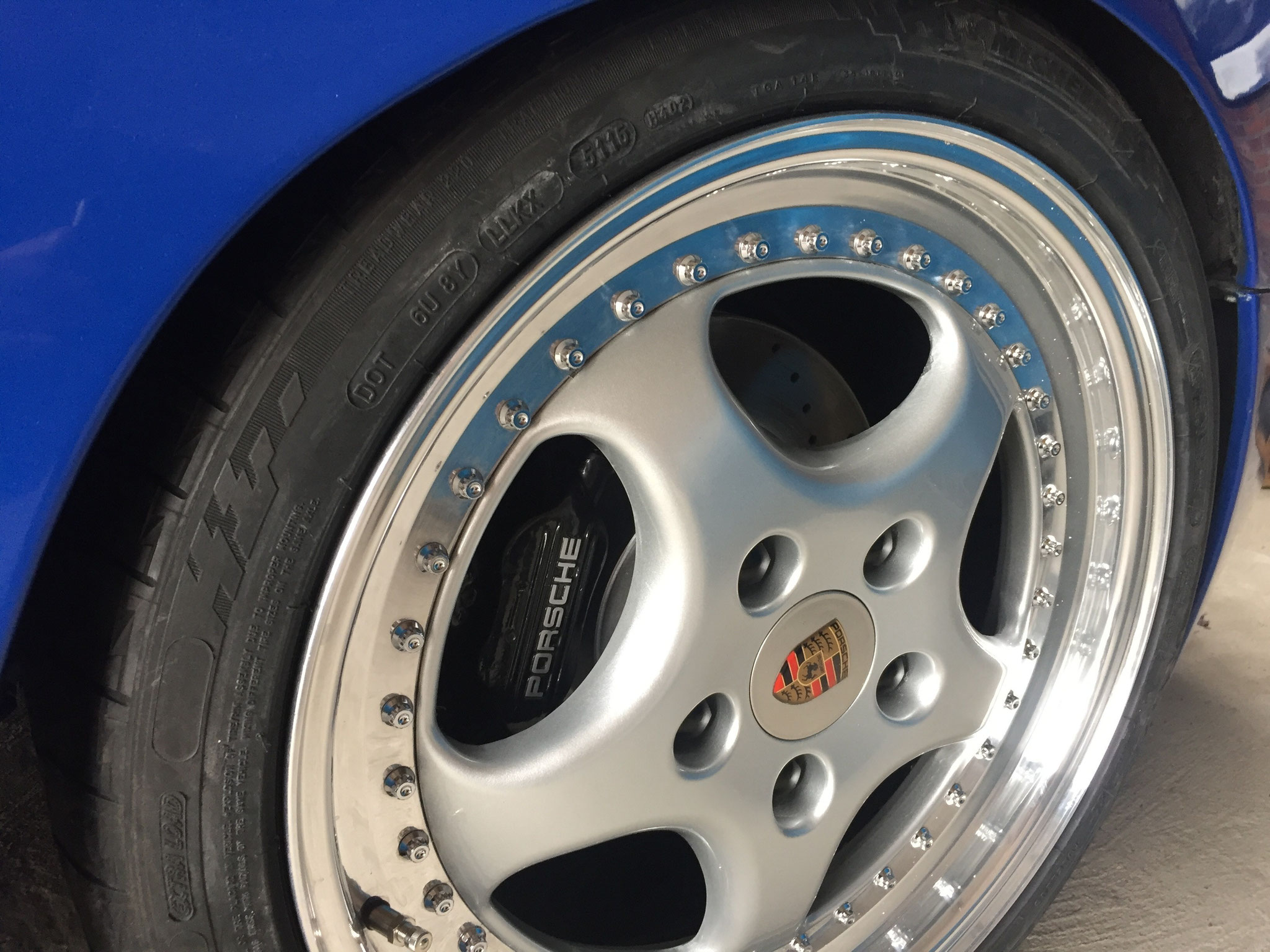 Bilder - Porsche 944 Turbo Strosek