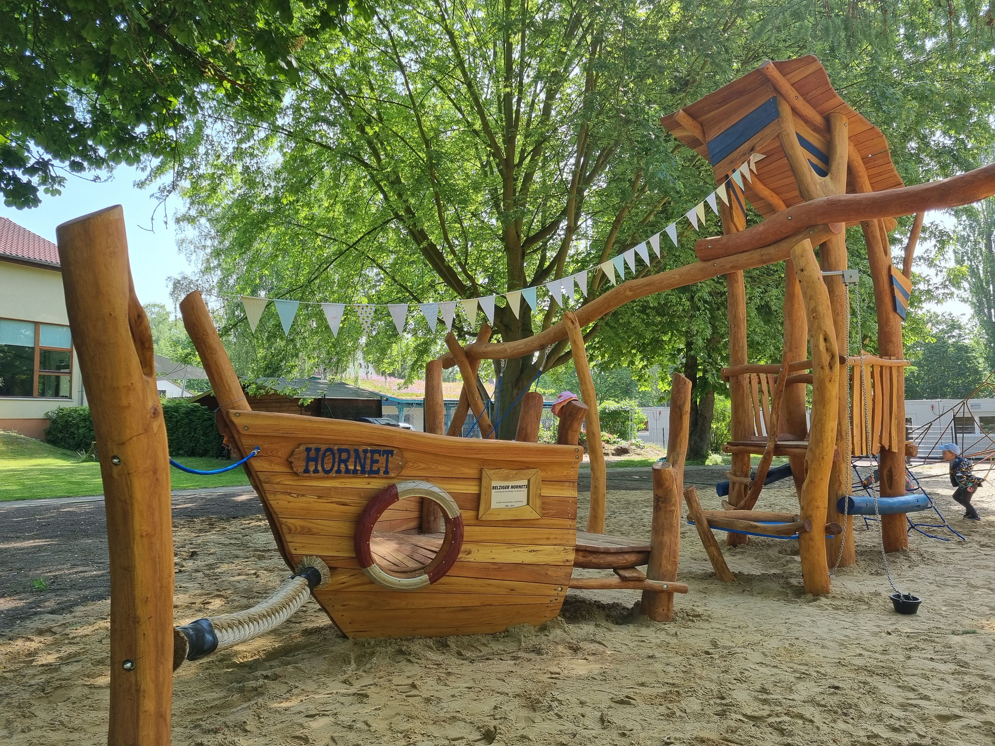 Themenspielplatz Schiff, Bad Belzig Freibad - Naturholzschmiede