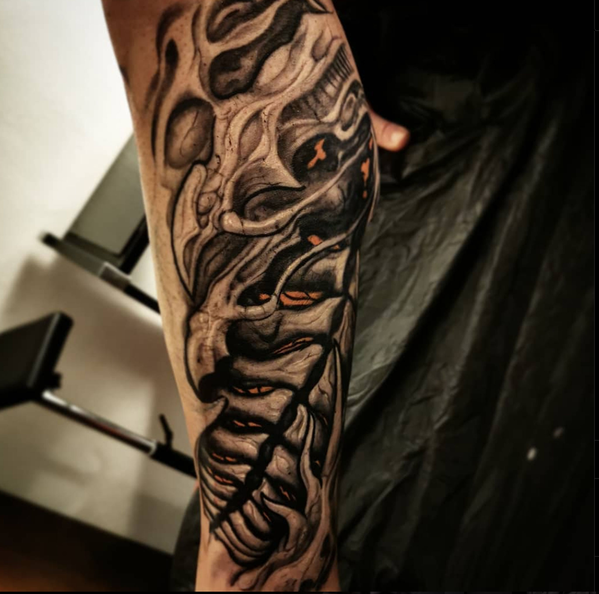 Biomechanik Tattoos - Josh Vangore Death & Decay