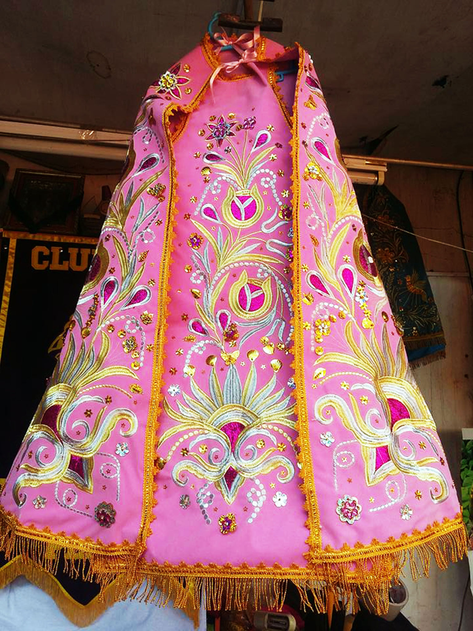 MANTOS - Bordados y confecciones Franco