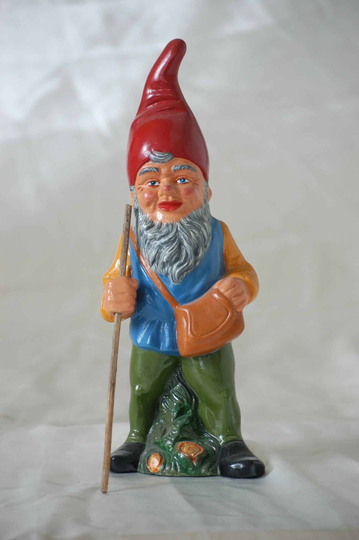 HISTORIC GNOMES - Antique garden gnomes & Gartenzwerge