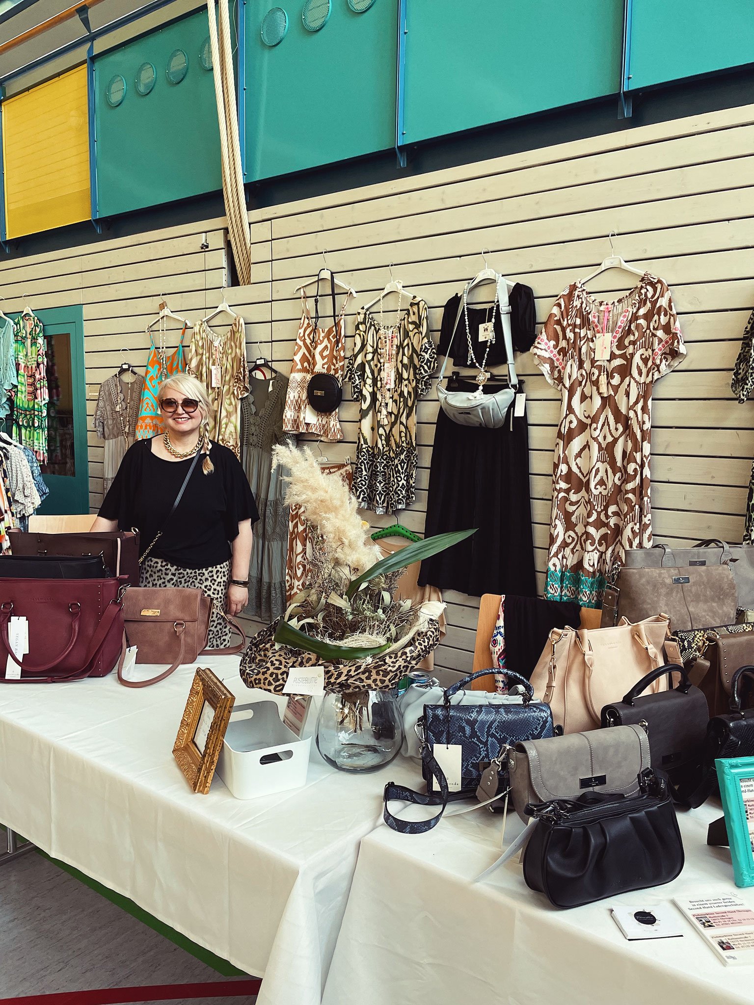 Bilder - Flohmarktine Frauen- & Mädchenflohmarkt