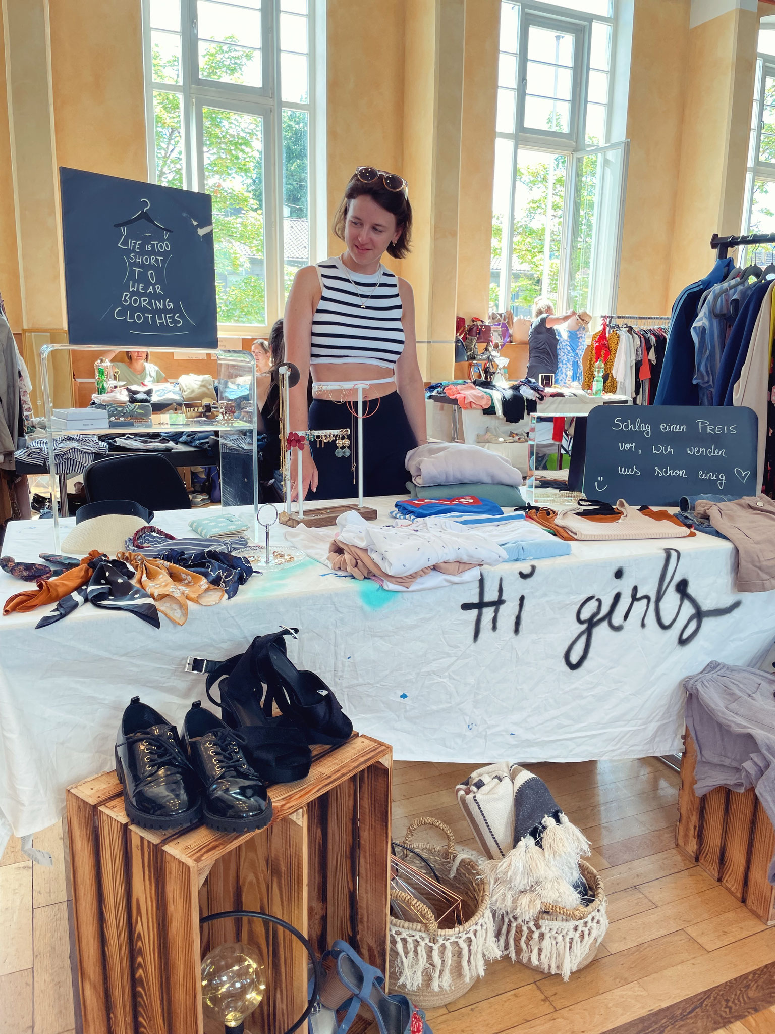 Bilder - Flohmarktine Frauen- & Mädchenflohmarkt