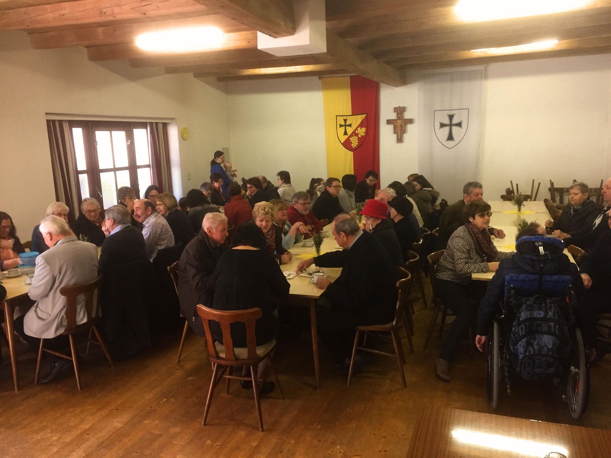 Familienmesse und Pfarrcafe - Pfarre Palterndorf Familienmesse und Pfarrcafe - Pfarre Palterndorf