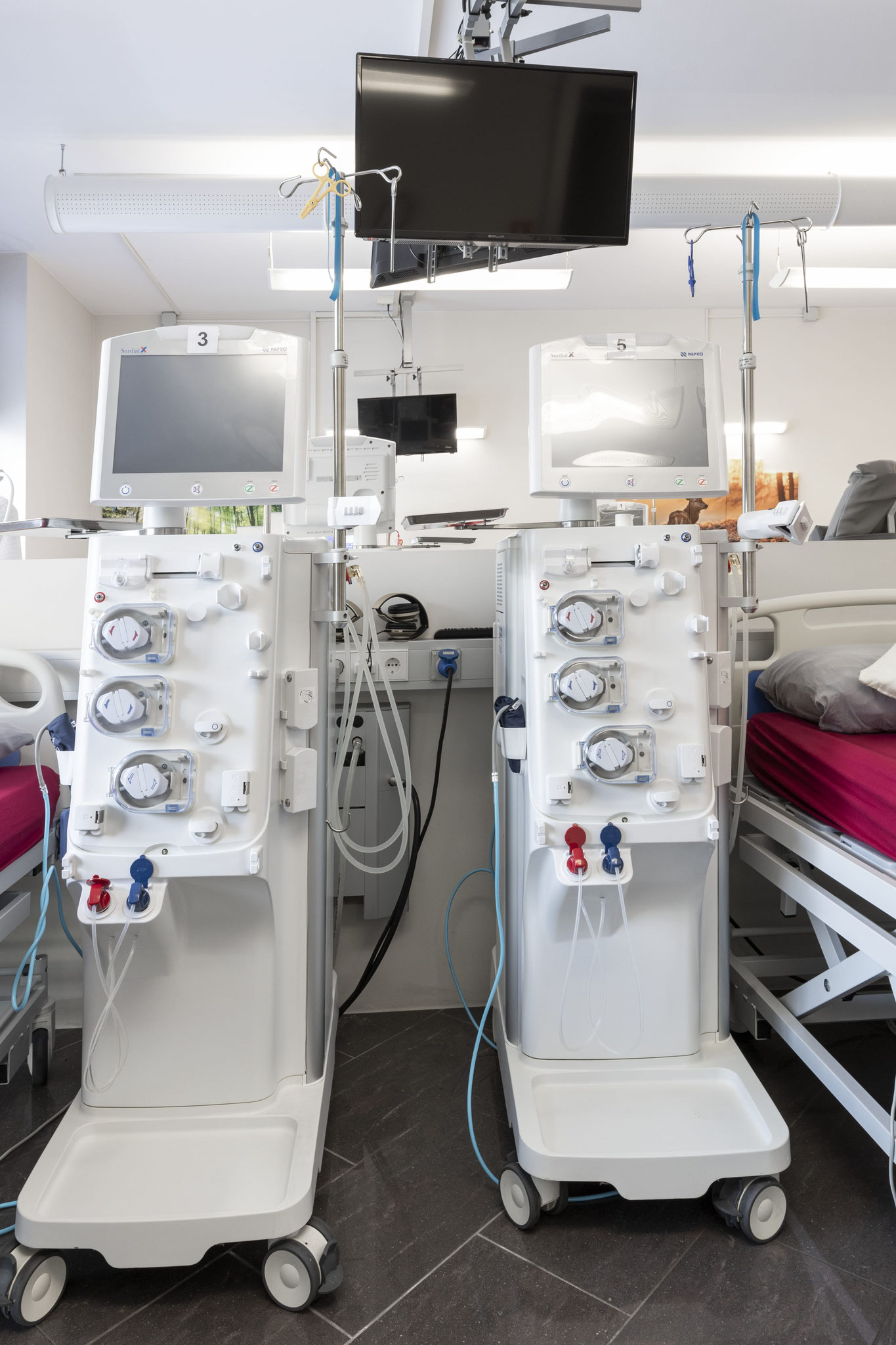Dialysis Center Lana: High-Tech Care for Your Well-Being - WBR Centro ...